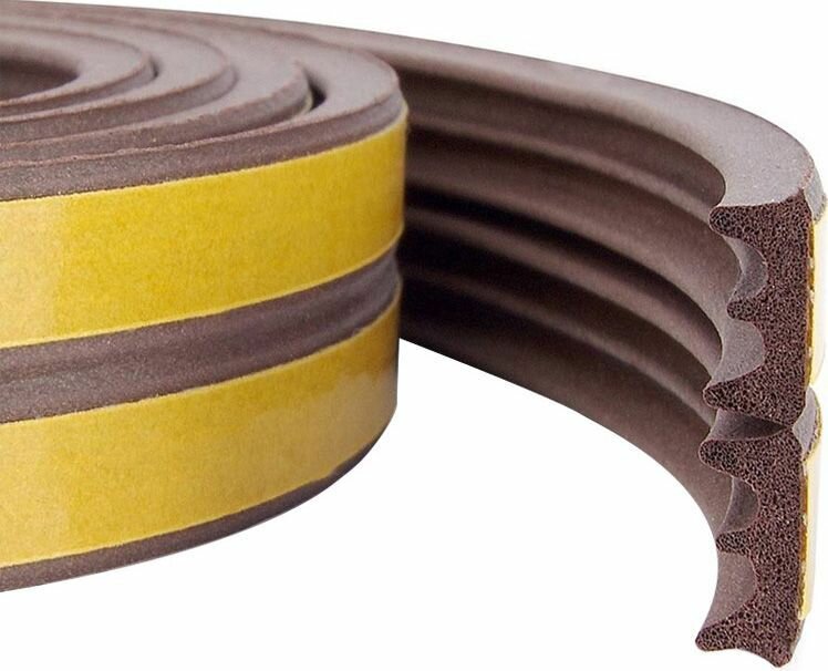 Уплотнитель тип E коричневый (пог. м.)