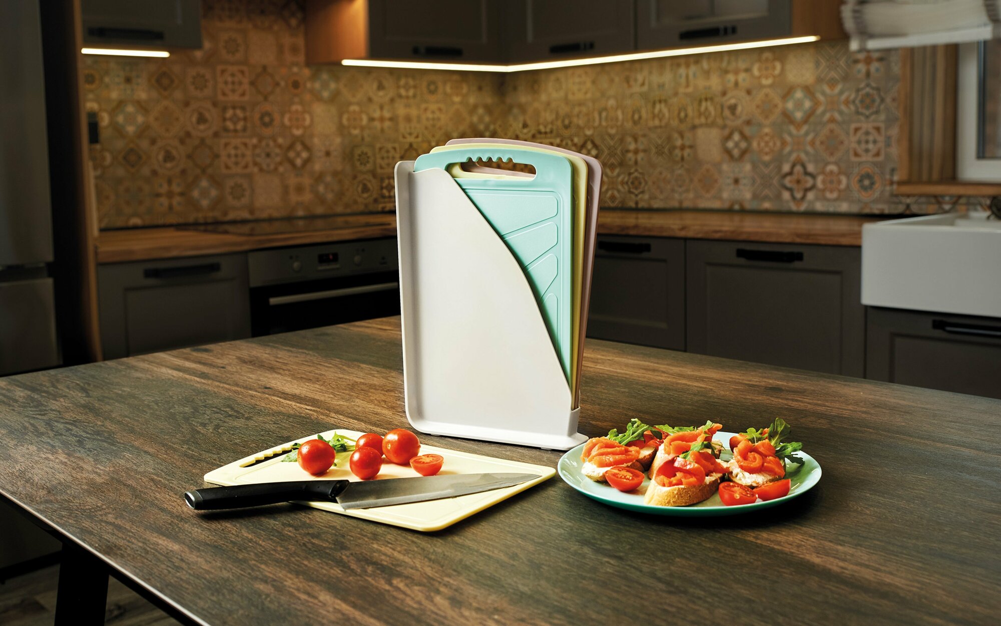 Набор разделочных досок 3шт в белой подставке альт-пласт цвет микс