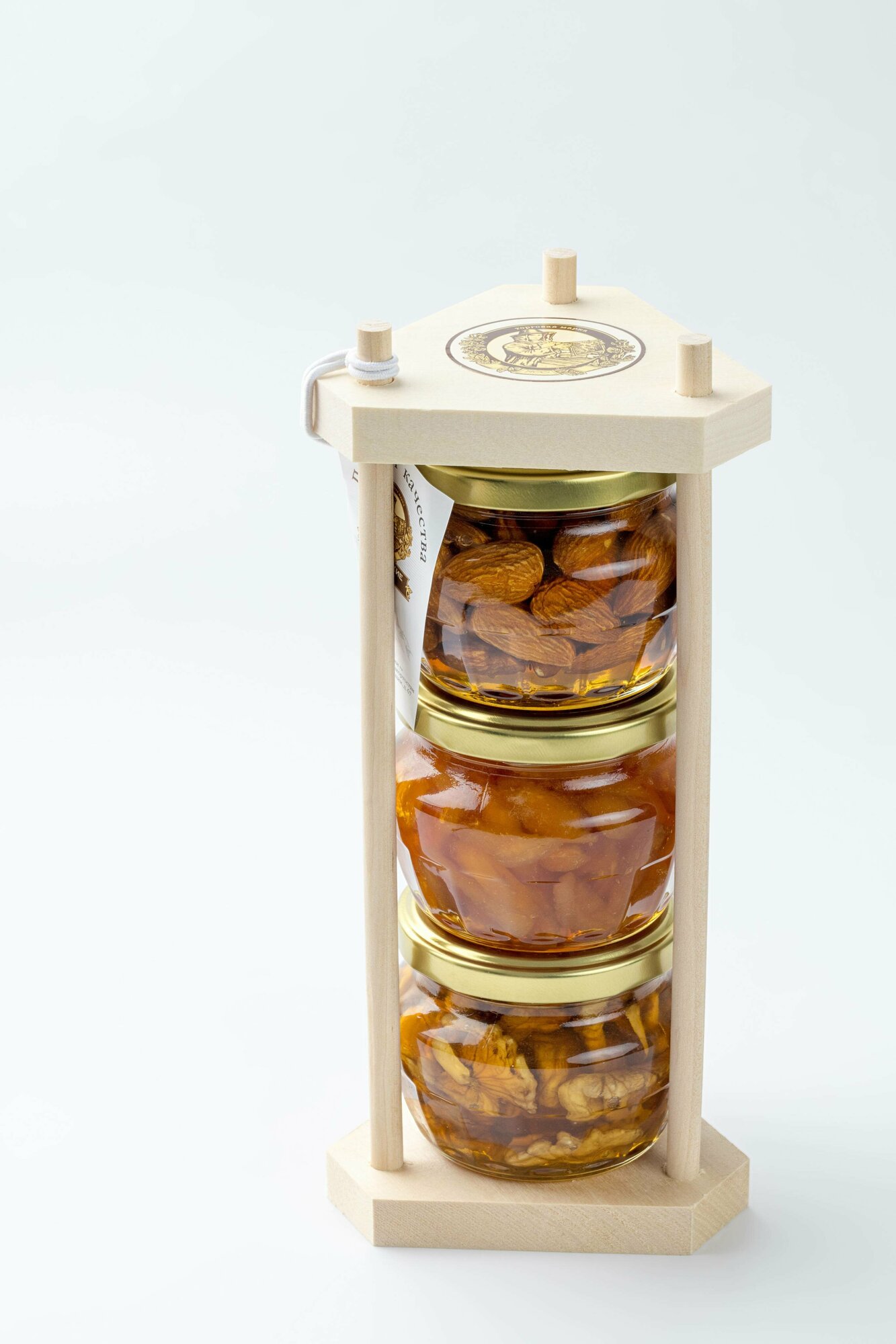 Мед с орехами подарочный набор, с грецким орехом, с миндалем, с курагой, 540 гр. Башкирские пасеки