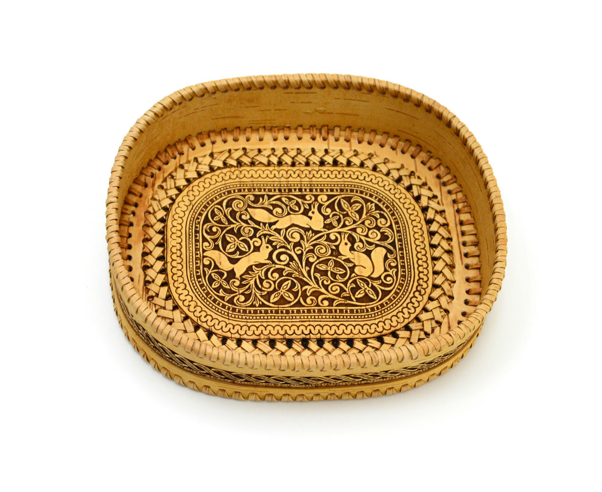 Сухарница - конфетница из бересты "Белочки"