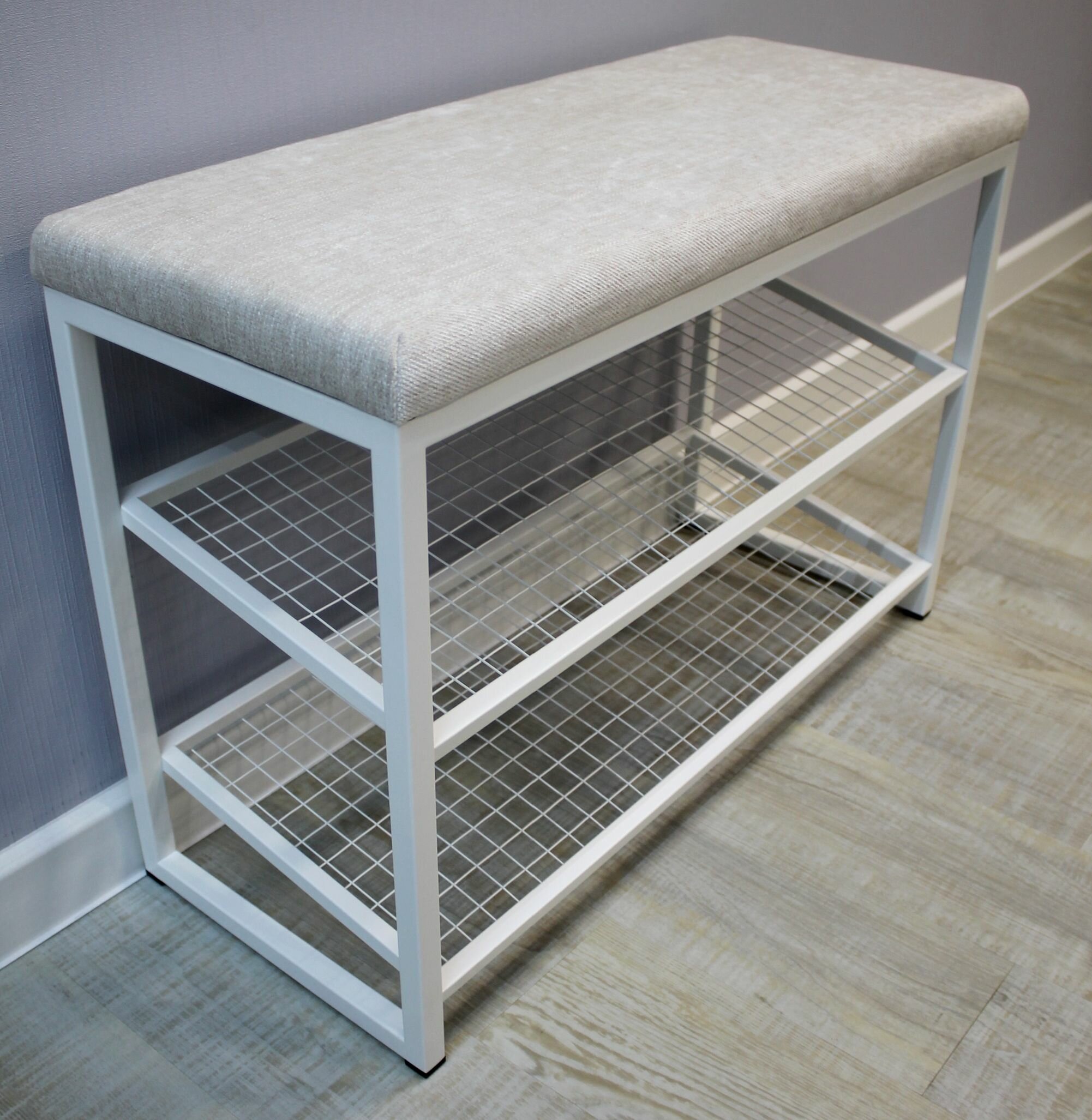 Обувница с мягким сиденьем "Энни" / 55х30х52см / белый каркас - молочный шенилл