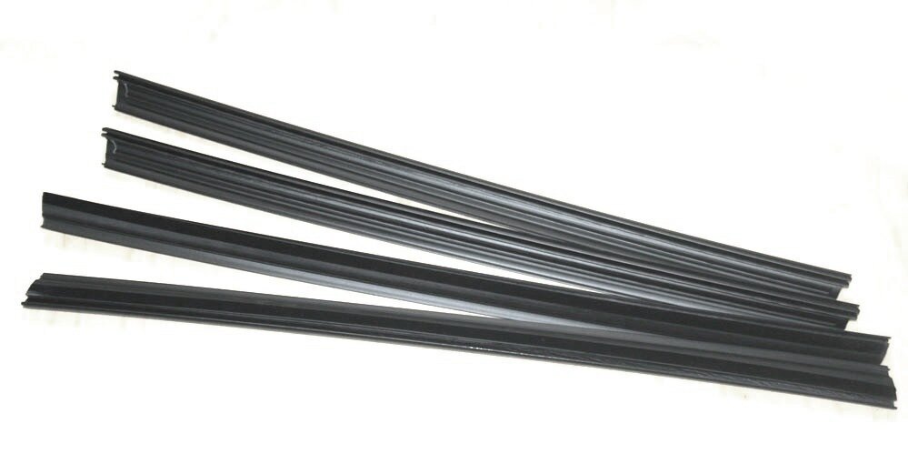 Уплотнитель бокового стекла (бархотка) ВАЗ 1118 гориз. наруж. 4шт