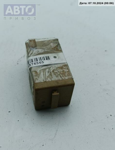 Реле стеклоочистителя (дворников) BMW 5 E39 (1995-2003)