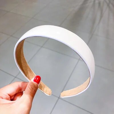 Блестящая кожаная повязка на голову белый