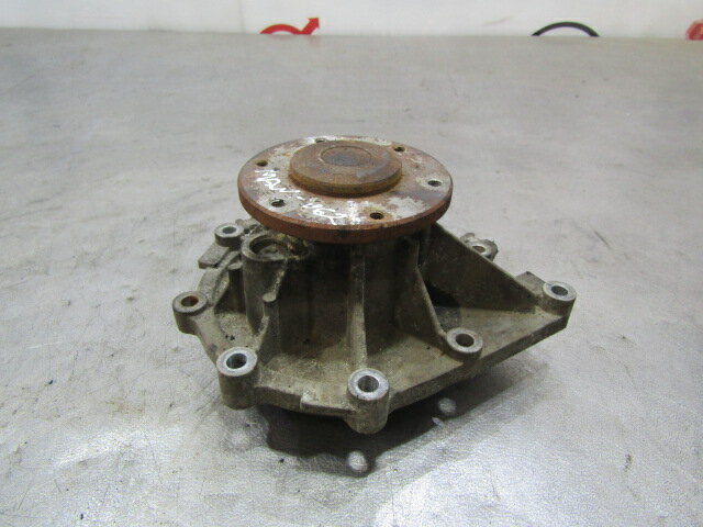 Насос системы охлаждения двигателя D2066 MAN TGA, TGS, TGX, без шкива