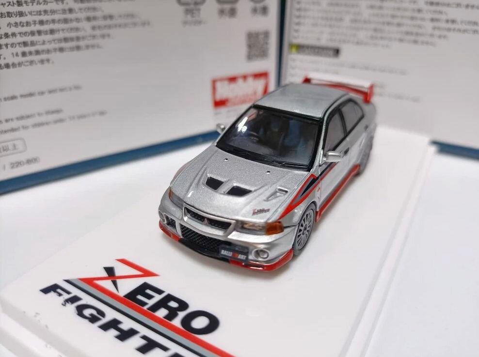 Коллекционная машинка Hobby Japan 1:64 Mitsubishi Lancer Evolution EVO VI CP9A Zero Flighter silver