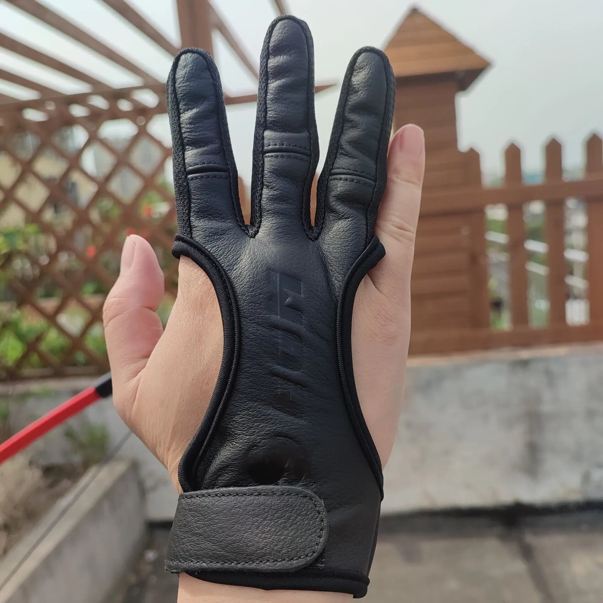 Yezelieying кожаные перчатки для стрельбы из лука 3 пальца XL