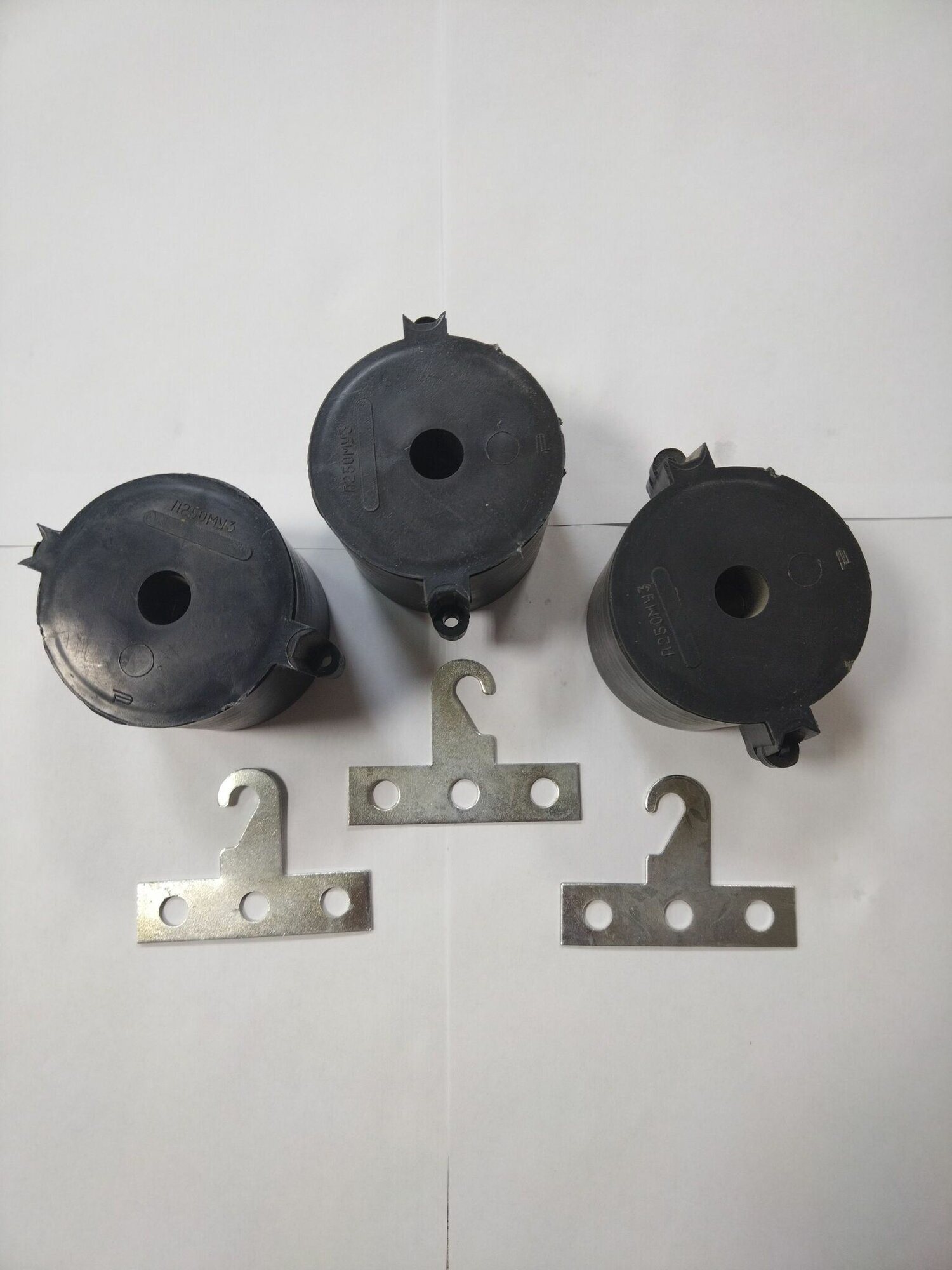 Коробка распределительная, потолочная Л253 75х62 3 шт.