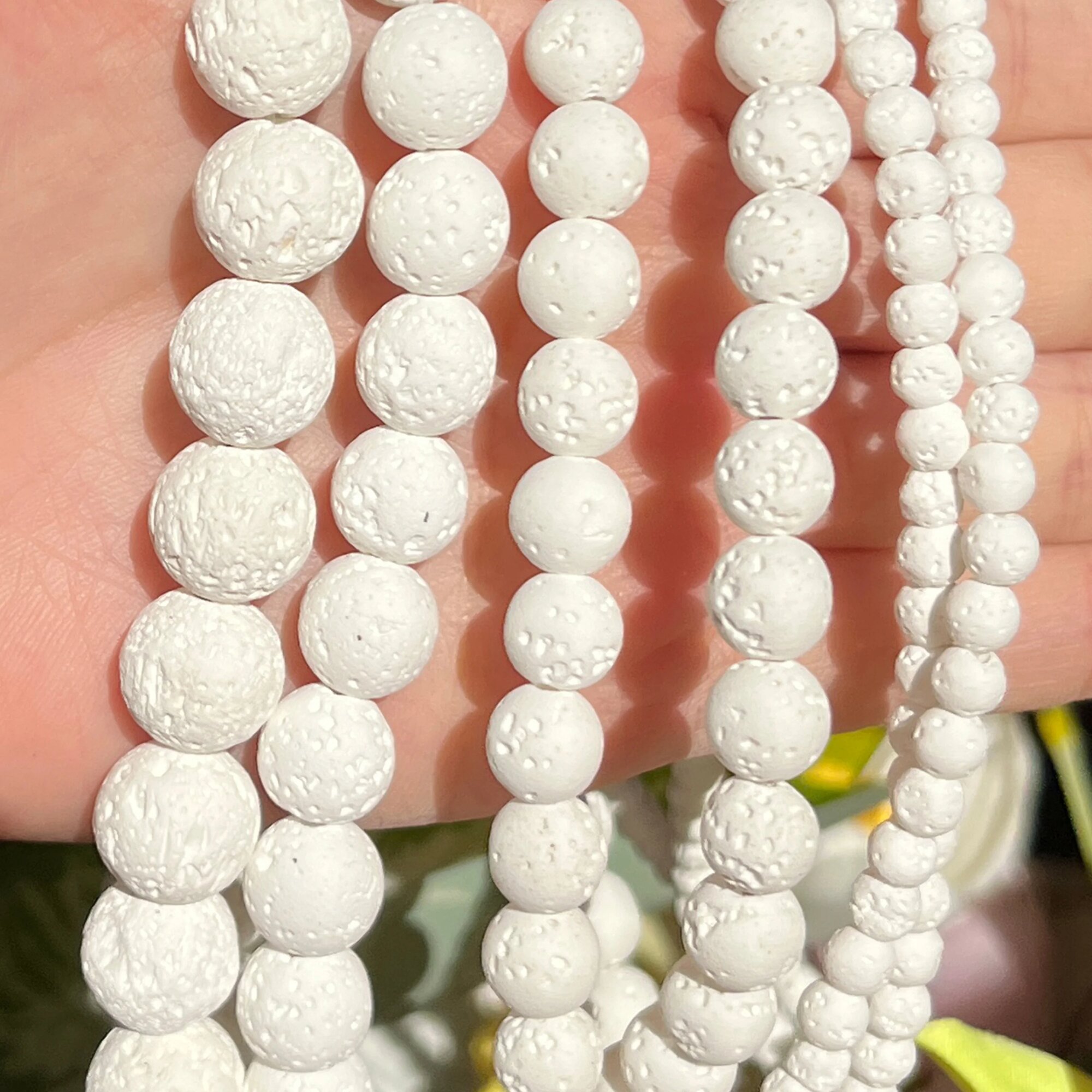 Бусины из вулканической лавы Fathand 24 цветов 4-12 мм Белый, 4mm approx 91 beads, Whites