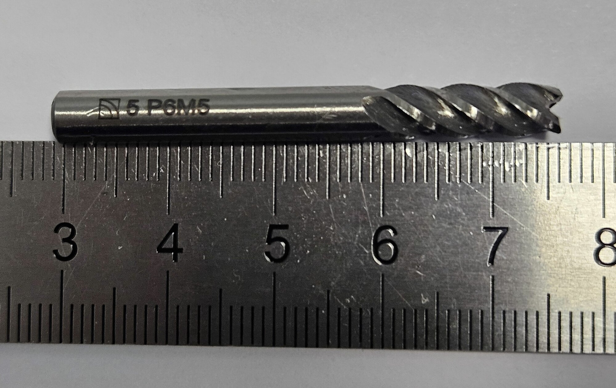 Фреза концевая 5 z4 цилиндрический хвостовик