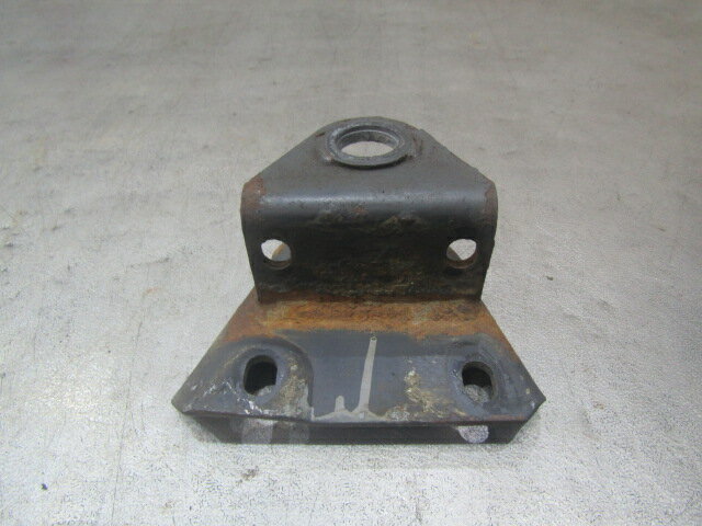 Кронштейн стойки стабилизатора передний левый Iveco Stralis