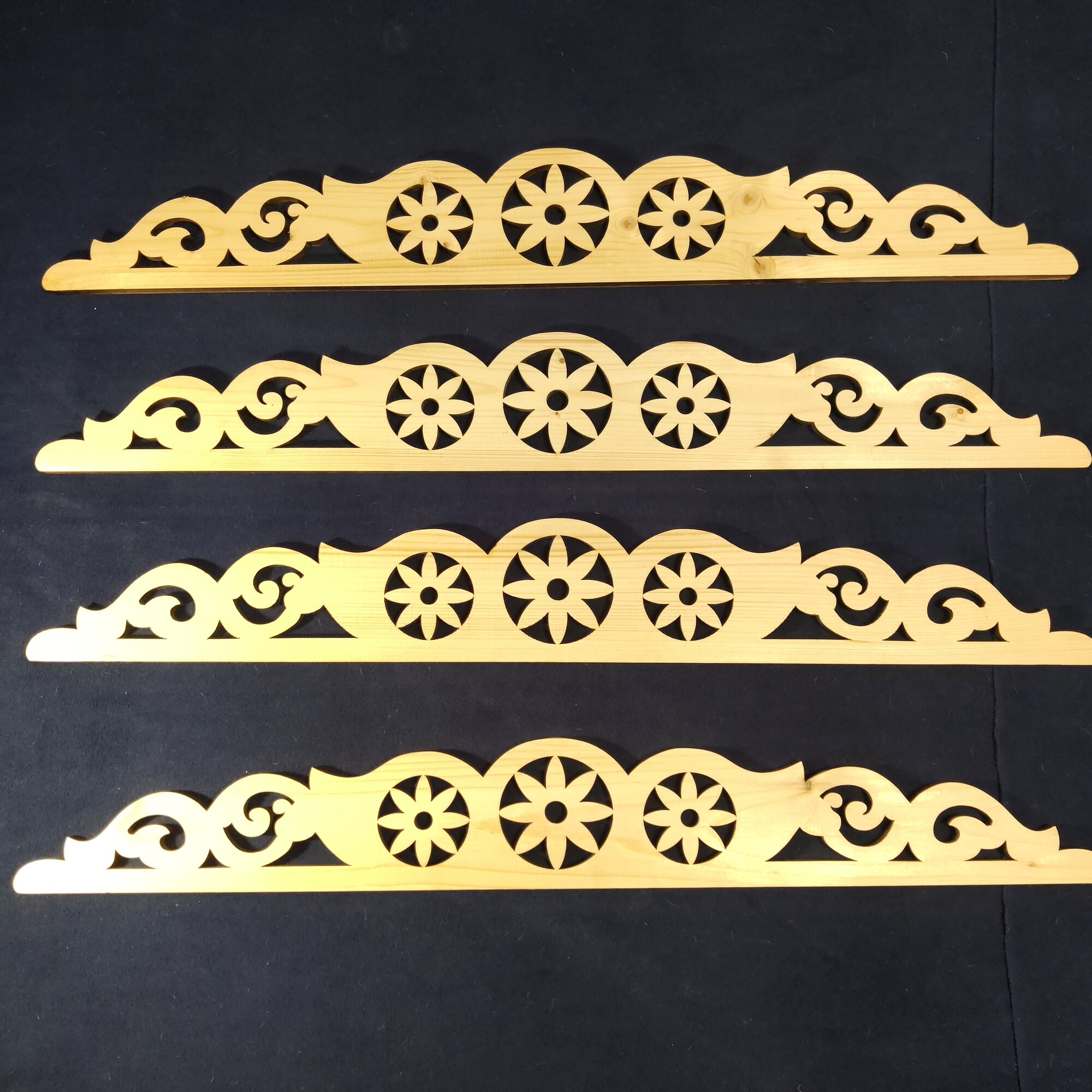 Наличники декоративные "Корона Ромашка 100" деревянные резные 4 шт.