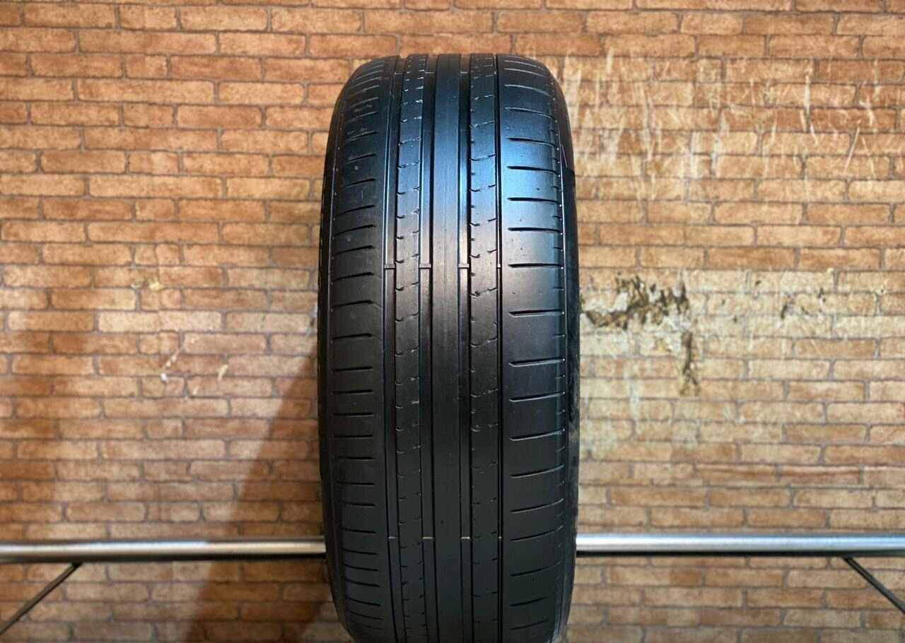 Pirelli P Zero PZ4 275/50 R20 — фото 1