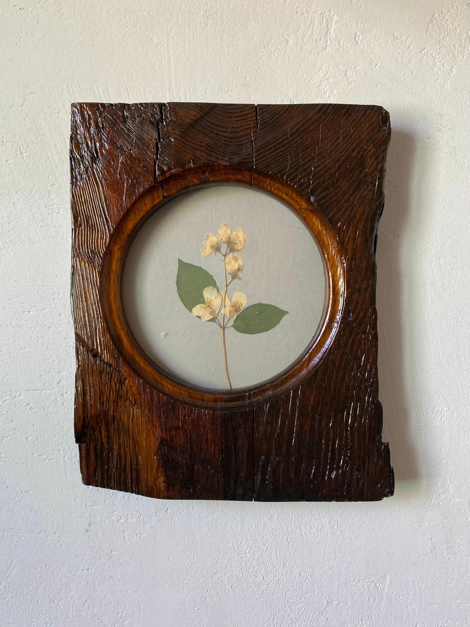 Фоторамка из натурального дерева. Ручная работа. 26,5х22х3,5 см. andCactus.