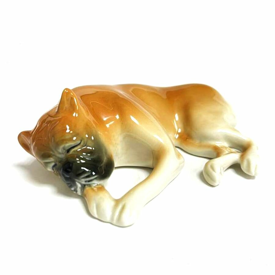 Фарфоровая эксклюзивная интерьерная статуэтка Боксер большой