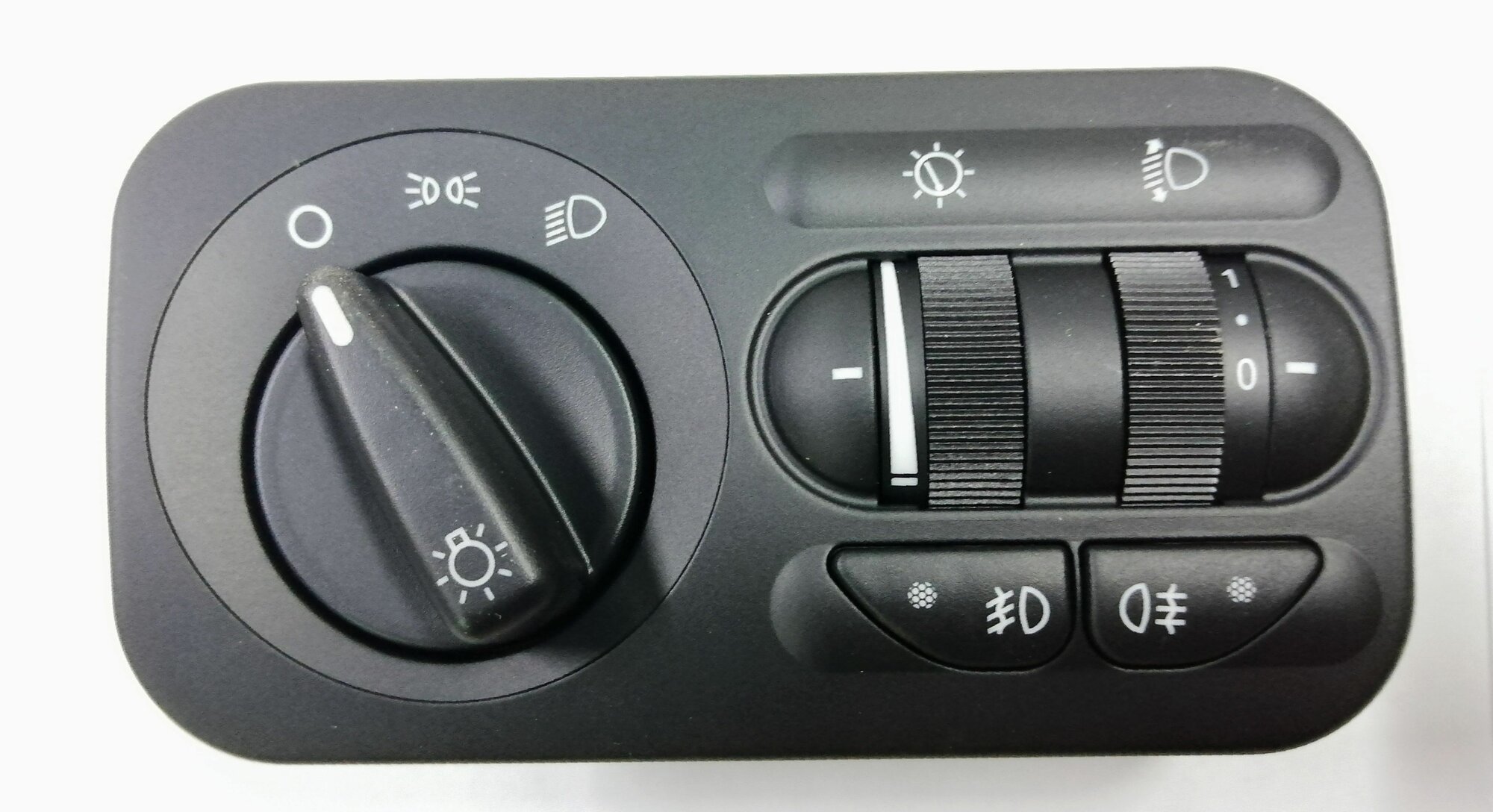 Блок управления светотехникой УАЗ "Патриот" рестайлинг (вертикальный разъем), 142.3769-02 (1 шт.) - АВАР арт. 142.3769-02