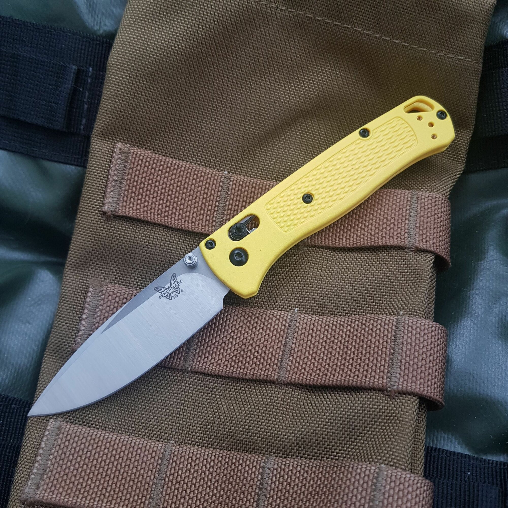 Нож складной BM 535Y желтый