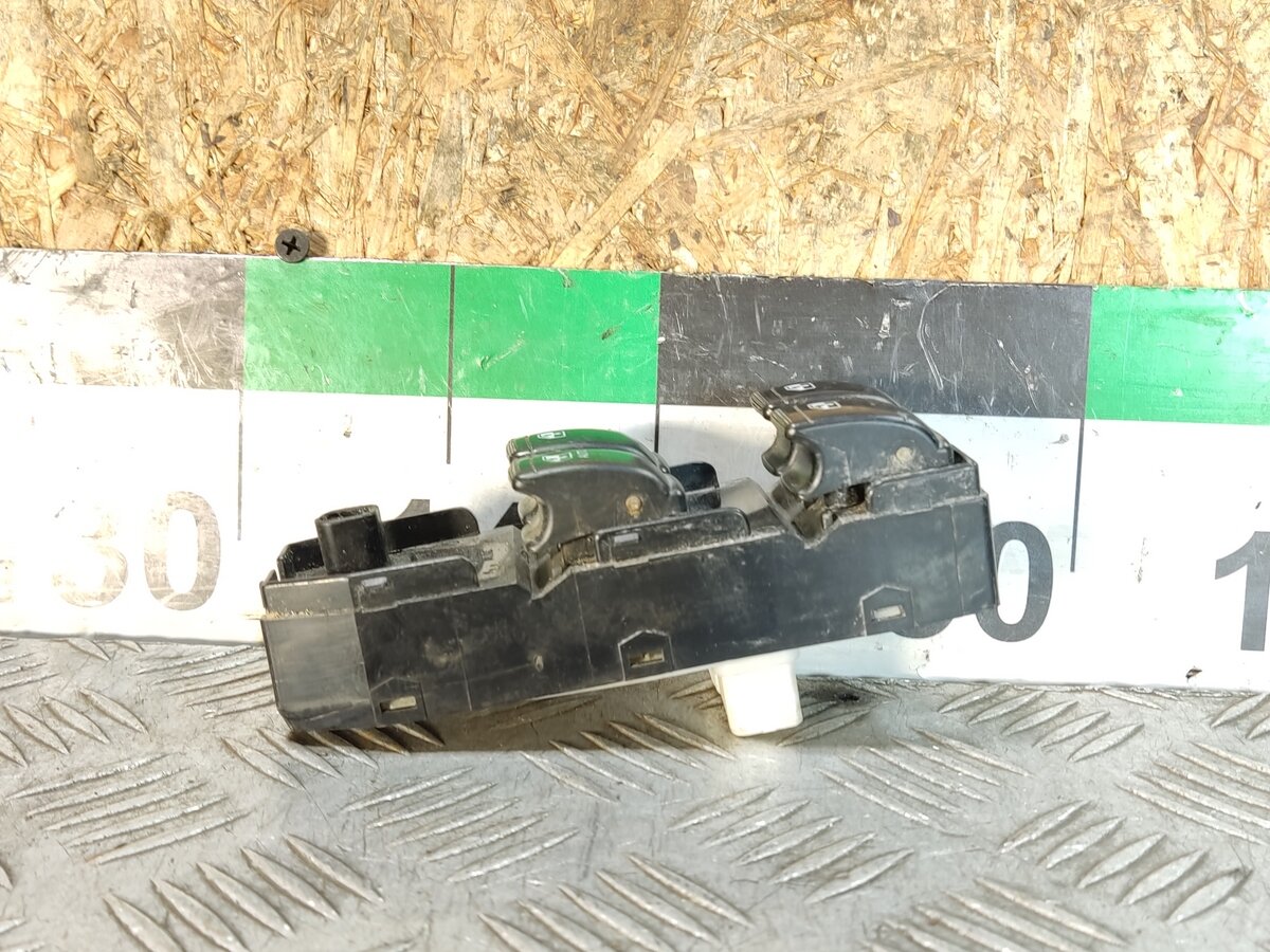 Блок управления стеклоподъемниками CHEVROLET Lacetti 2003-2013 96418302