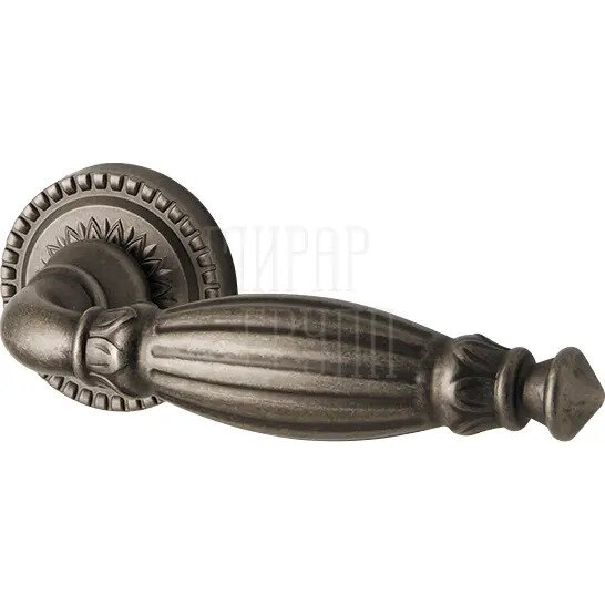 Дверная ручка Armadillo на круглой розетке "Bella" CL2 античное серебро