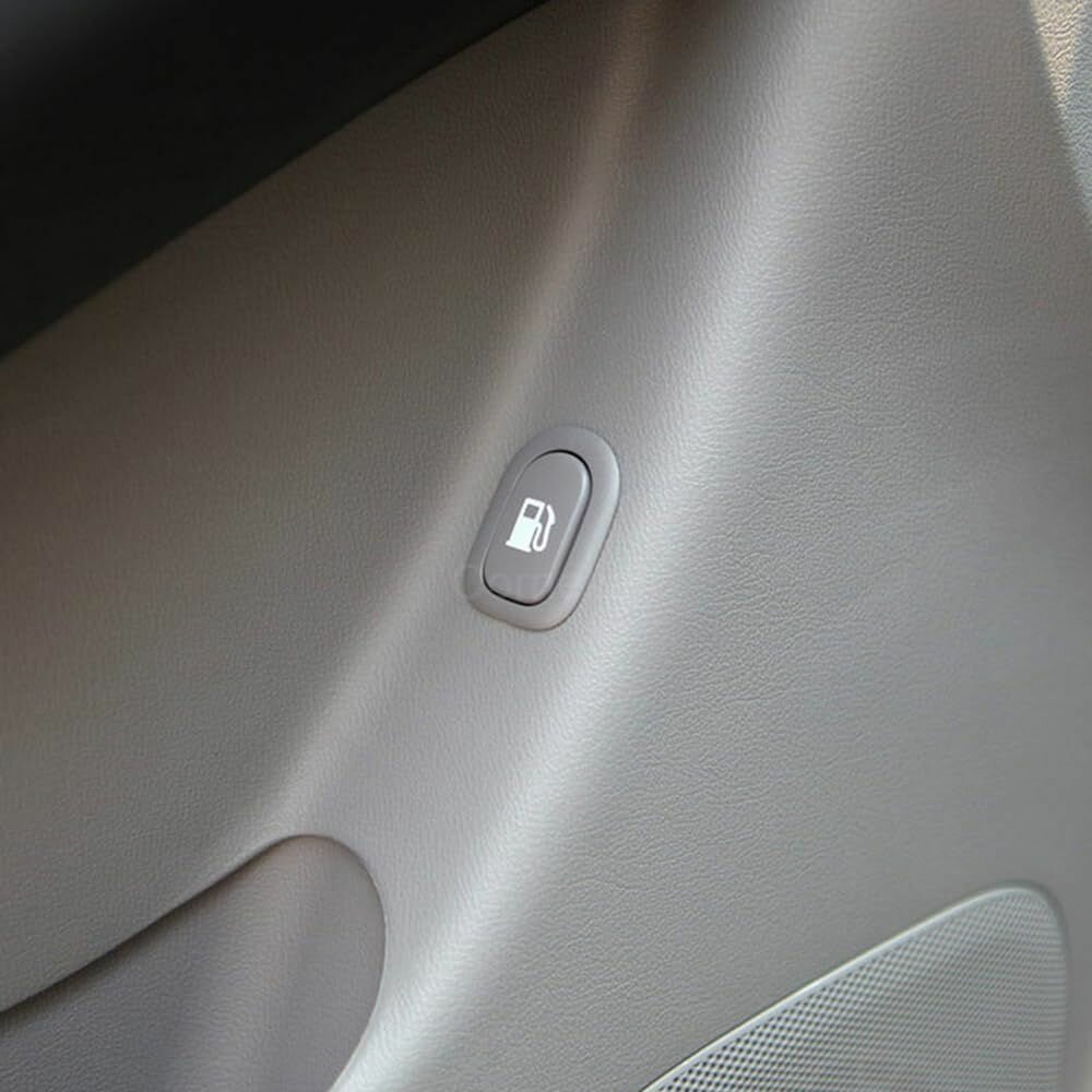Кнопка включения крышки топливного бака Hyundai i800 / H1 Grand Starex 93555-4H010KD 2007-2018 серая новая 1 шт.