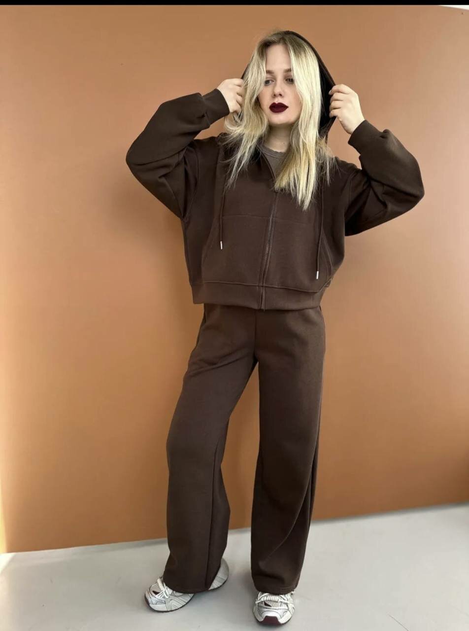 Костюм спортивный