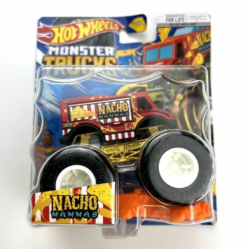 Машинка Mattel Hot Wheels Коллекция малолитражных автомобилей FYJ64 FYJ44 NACHO MAMMAS