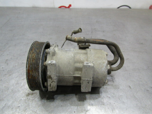 Компрессор кондиционера двигателя DXI11 Renault Premium