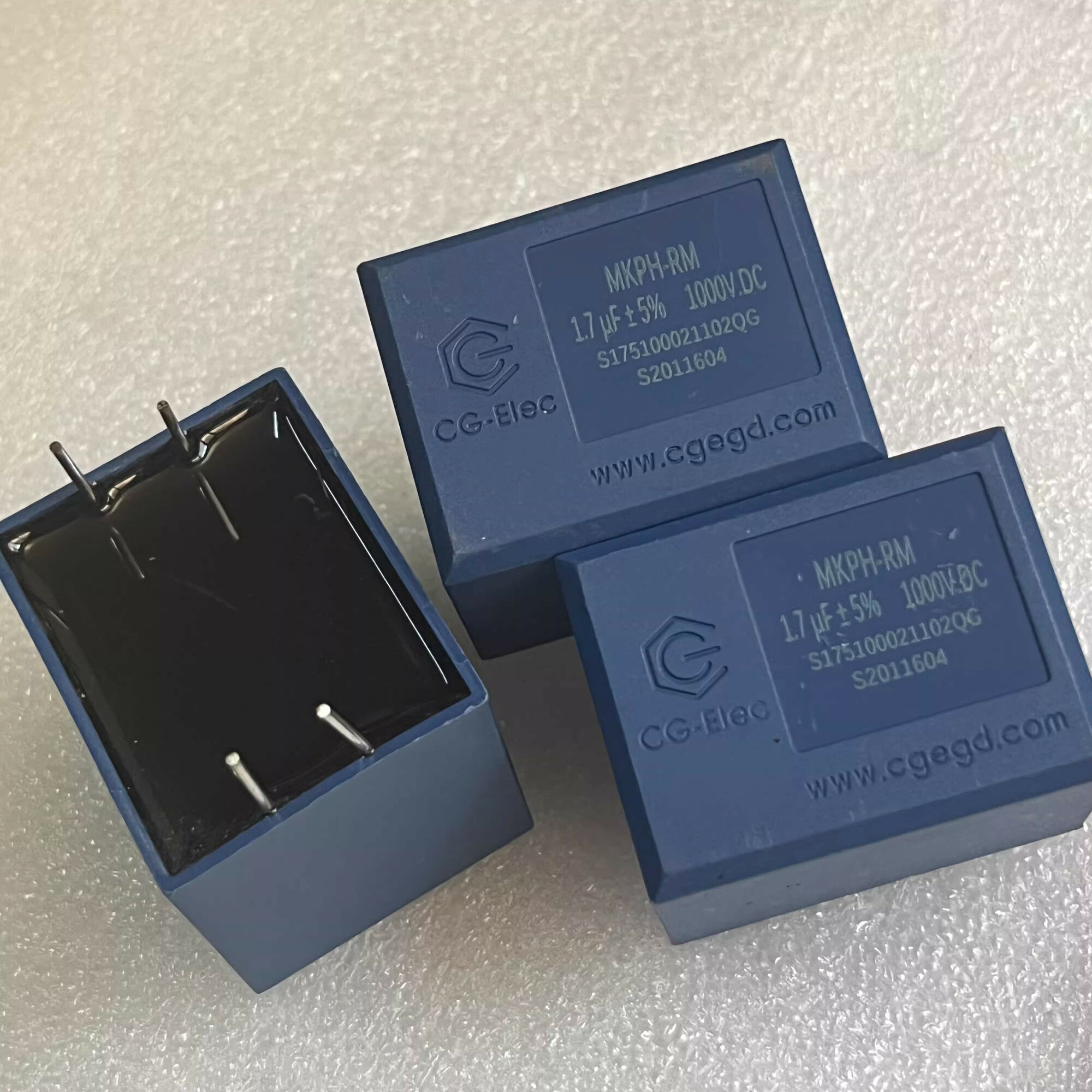 Конденсатор CG-EIec MKPH-RM 1.7F 1000V DC. Высоковольтный резонансный конденсатор для индукционных плит. Сменный компонент для ремонта.2 шт.