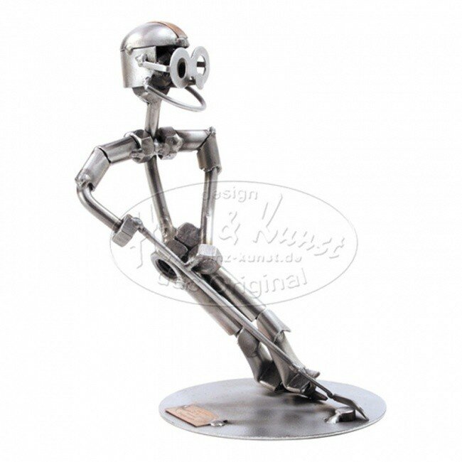Фигурка из металла "Хоккеист"