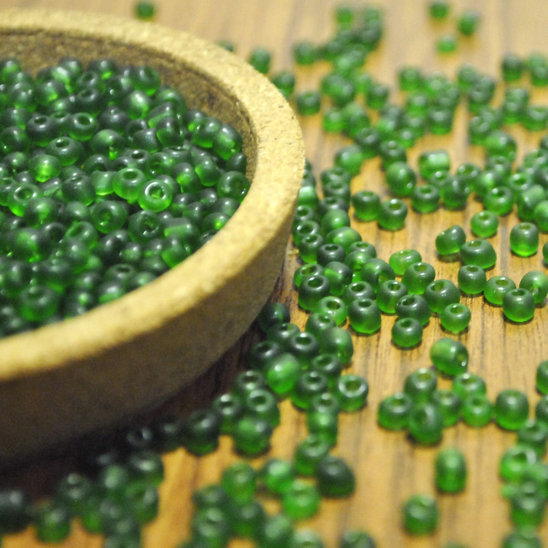 Бисер №6 Зеленый Матовый