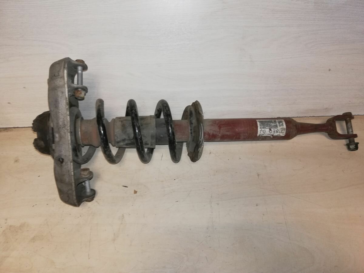 Амортизатор с пружиной чашкой Audi A4 8E B6 B7