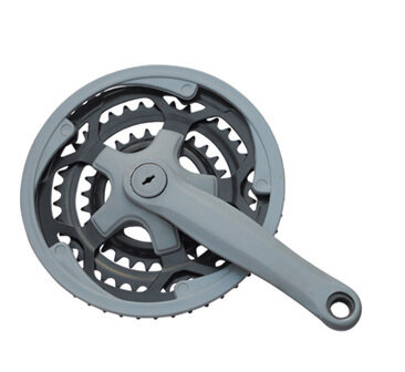 Система шатунов велосипеда 7-8 скоростей сталь 28/38/48 170мм с пластик сер. защит. шатуна и зуб черная