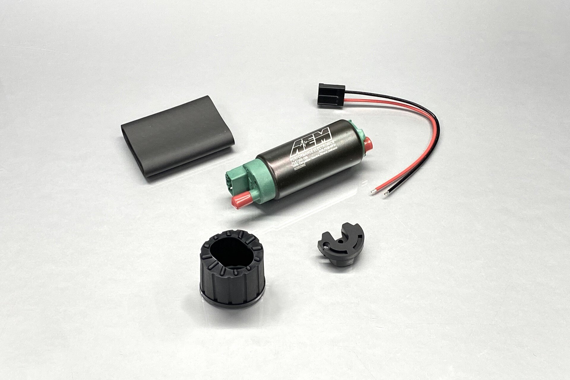 AEM Electronics Насос топливный погружной 340 л/ч E85, E100, M100, с установочным комплектом