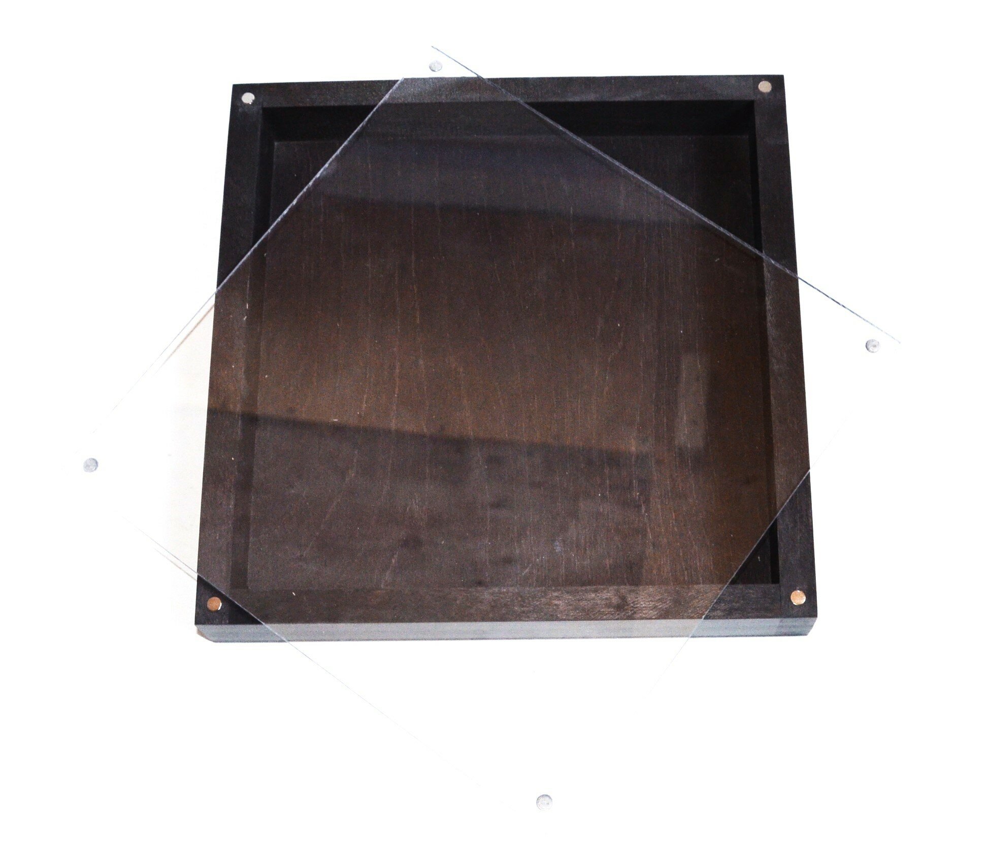 Шкатулка витрина на магнитах 25*25*4 орех