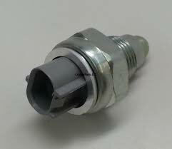 TOYOTA-LEXUS 84222-60081 Датчик включения блокировки моста TOYOTA