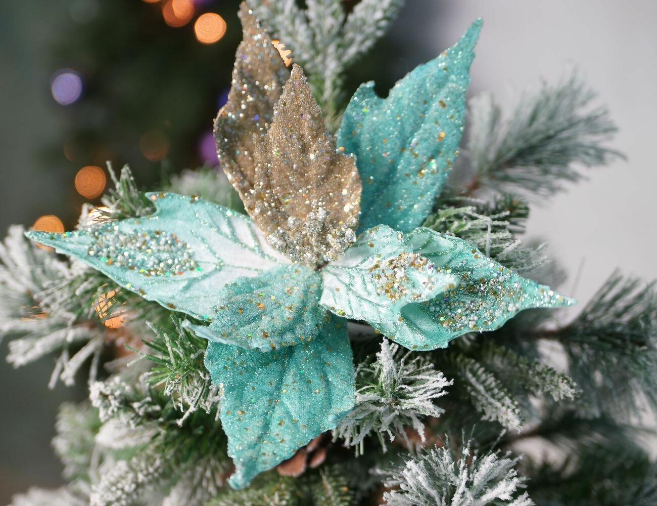 Искусственная пуансеттия на клипсе, полиэстер, бирюзовая, 27 см, Christmas Deluxe