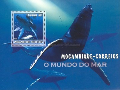 Почтовые марки Мозамбик 2002г. "Морская жизнь - Киты" Киты MNH