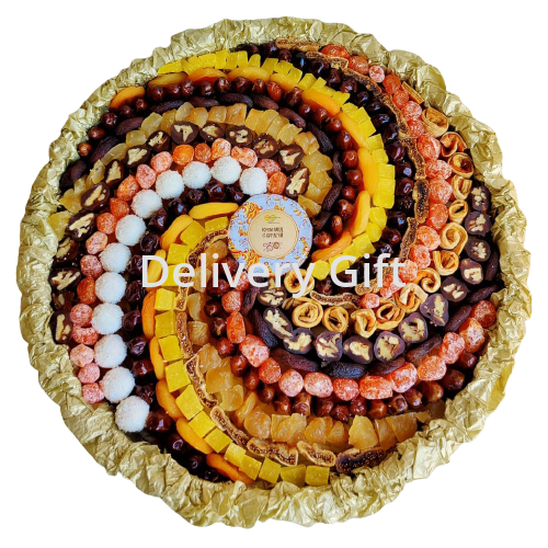 Огромный букет из сухофруктов