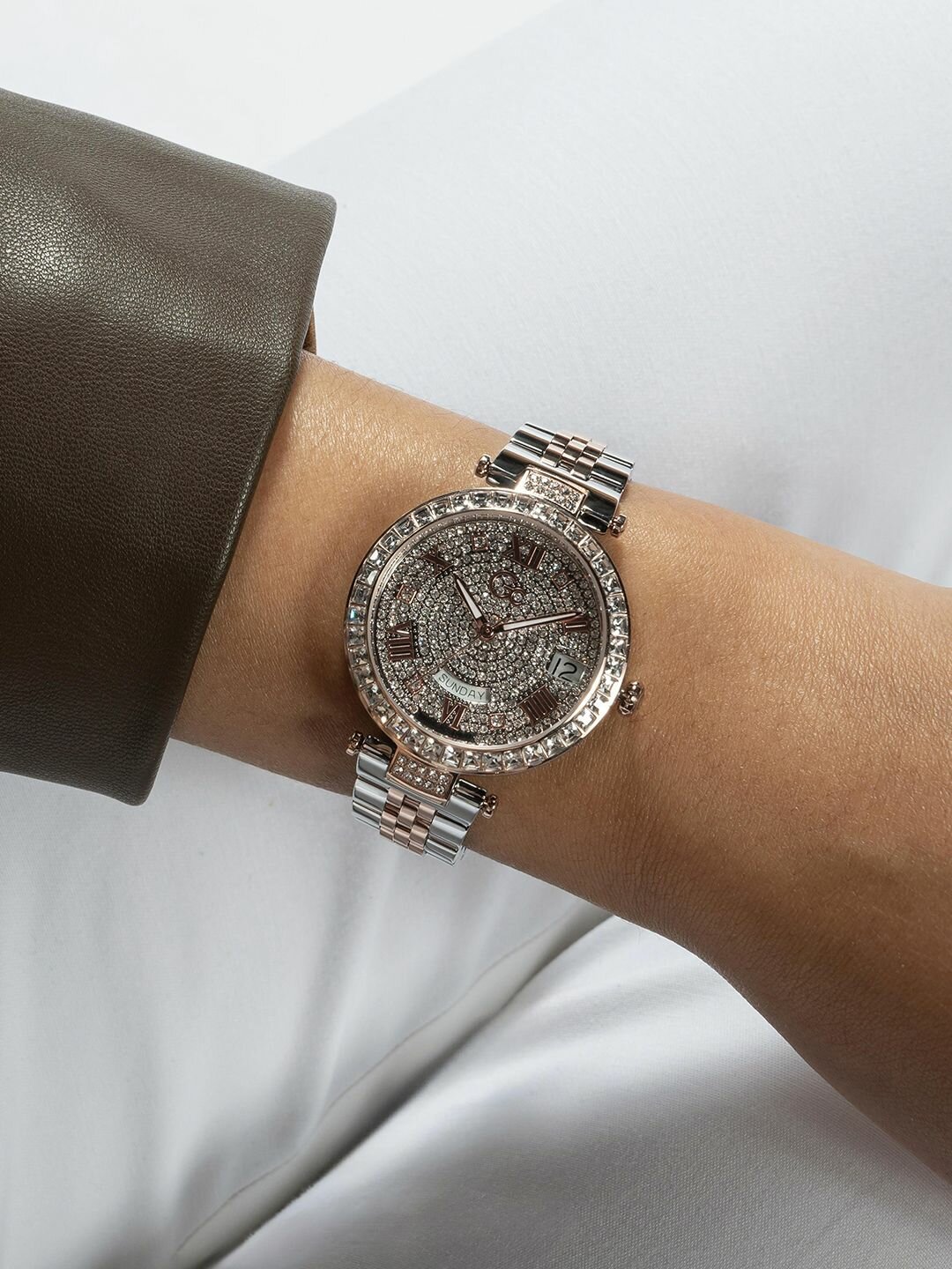 Наручные часы