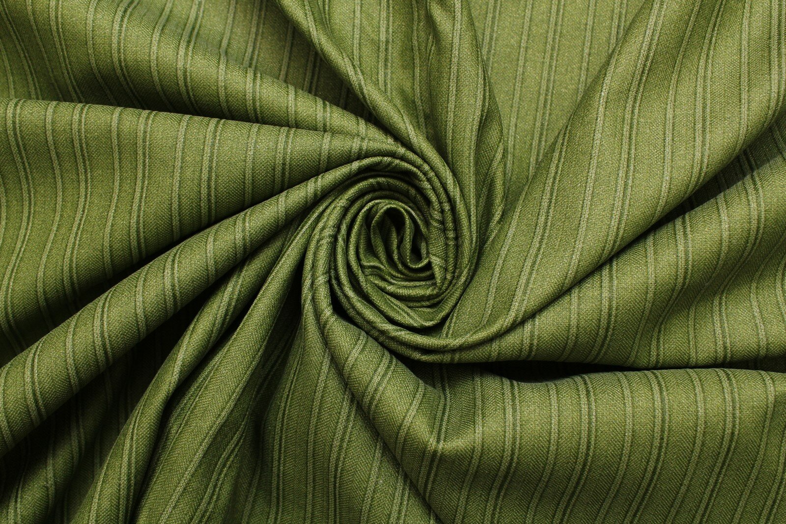 Ткань Плащевая ткань зелёного цвета в полоску с водоотталкивающей пропиткой, ш158см, 0,5 м