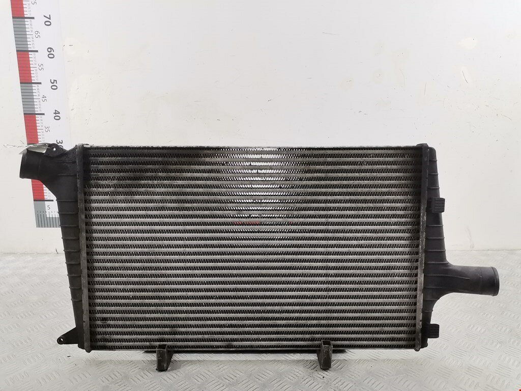 Интеркулер (радиатор интеркулера) Audi A6 C5 8Z0145805E арт. 1814147