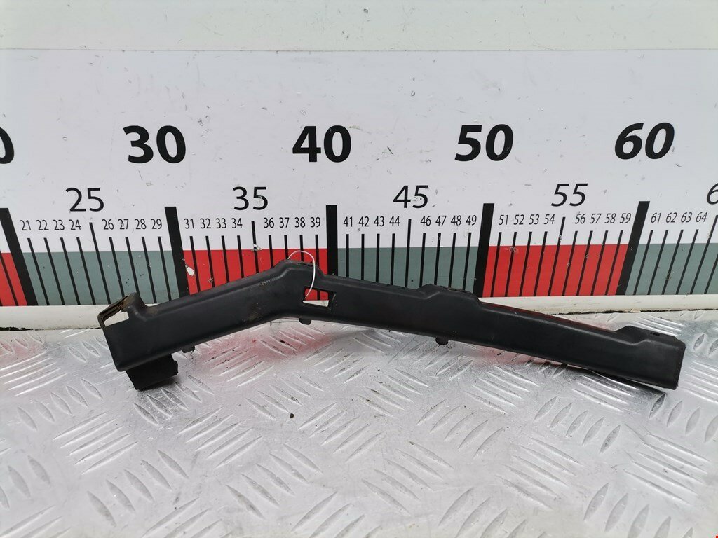 Кронштейн (крепление) заднего бампера правый Ford Fiesta 5 1151159 арт. 2047399