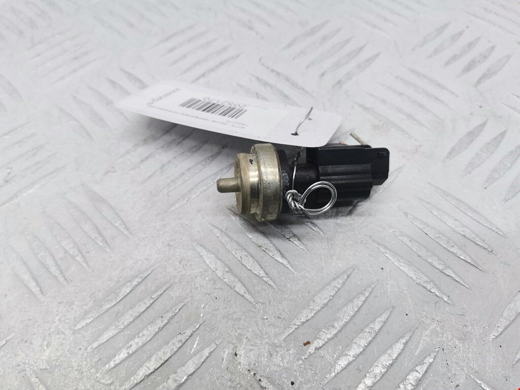 Датчик температуры охлаждающей жидкости Renault Scenic 3 арт. 2052170