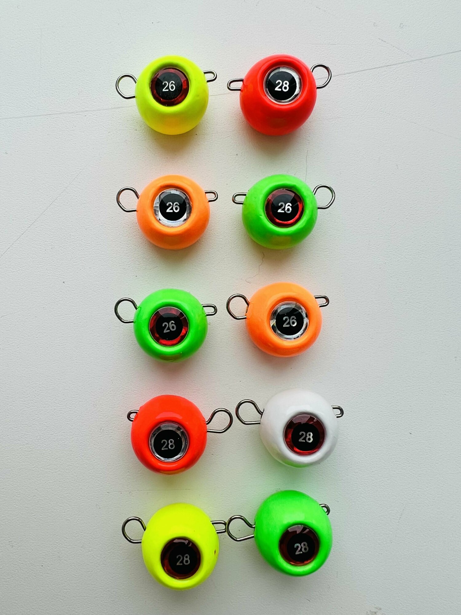 Набор крашеных разборных чебурашек "ШАР" люминофор