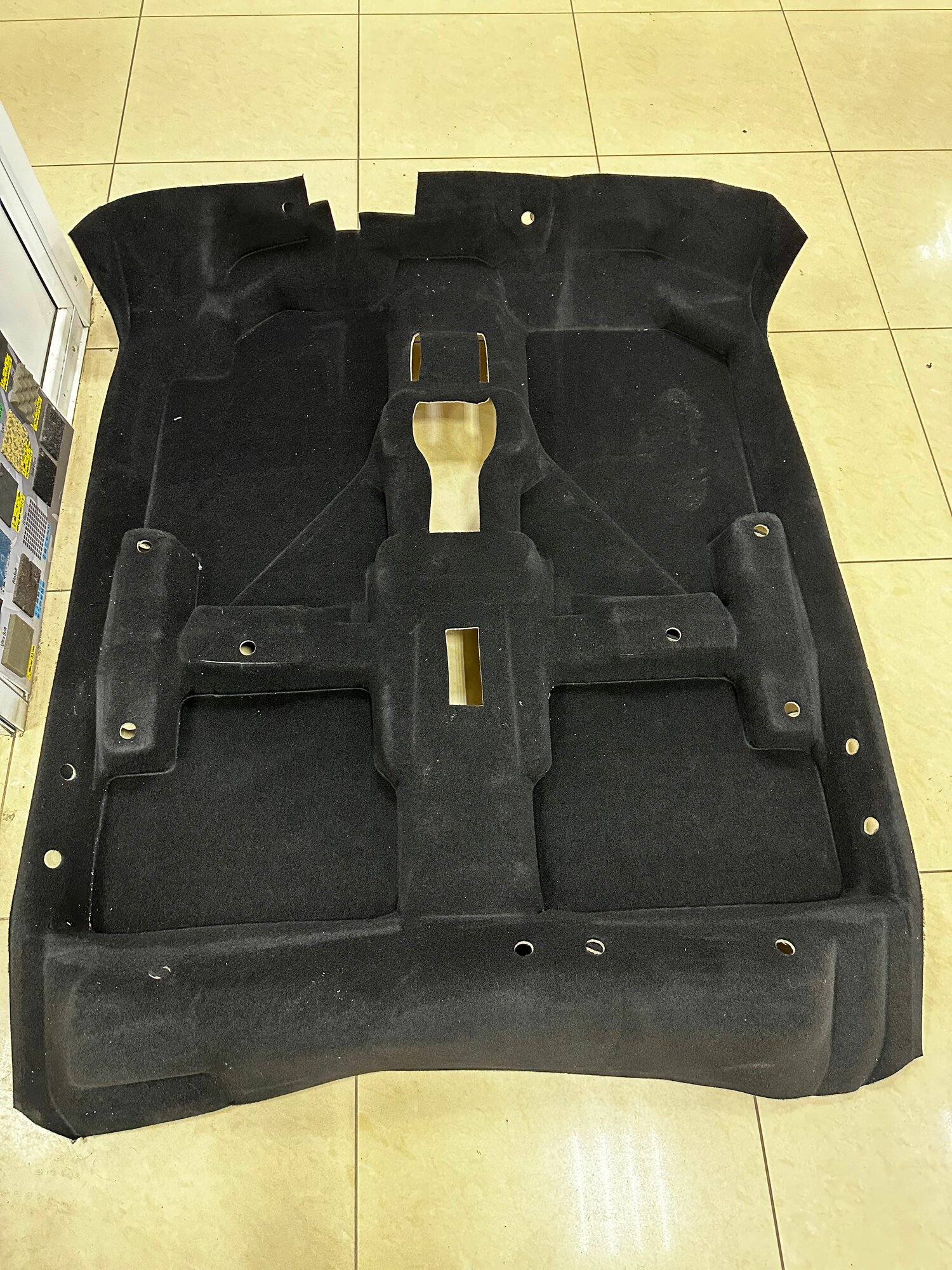 Ковролин в салон люкс трёхслойный на 2190-91 формованный (+ с шумоизоляцией)