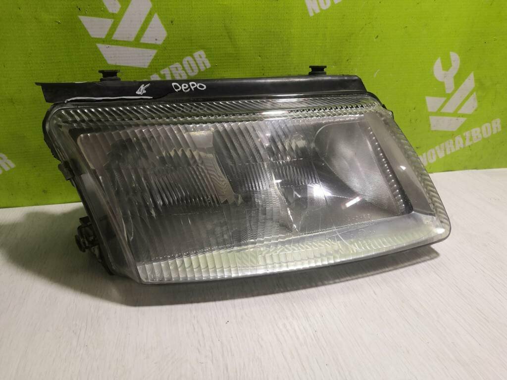 Фара правая VW Passat B5 96-00