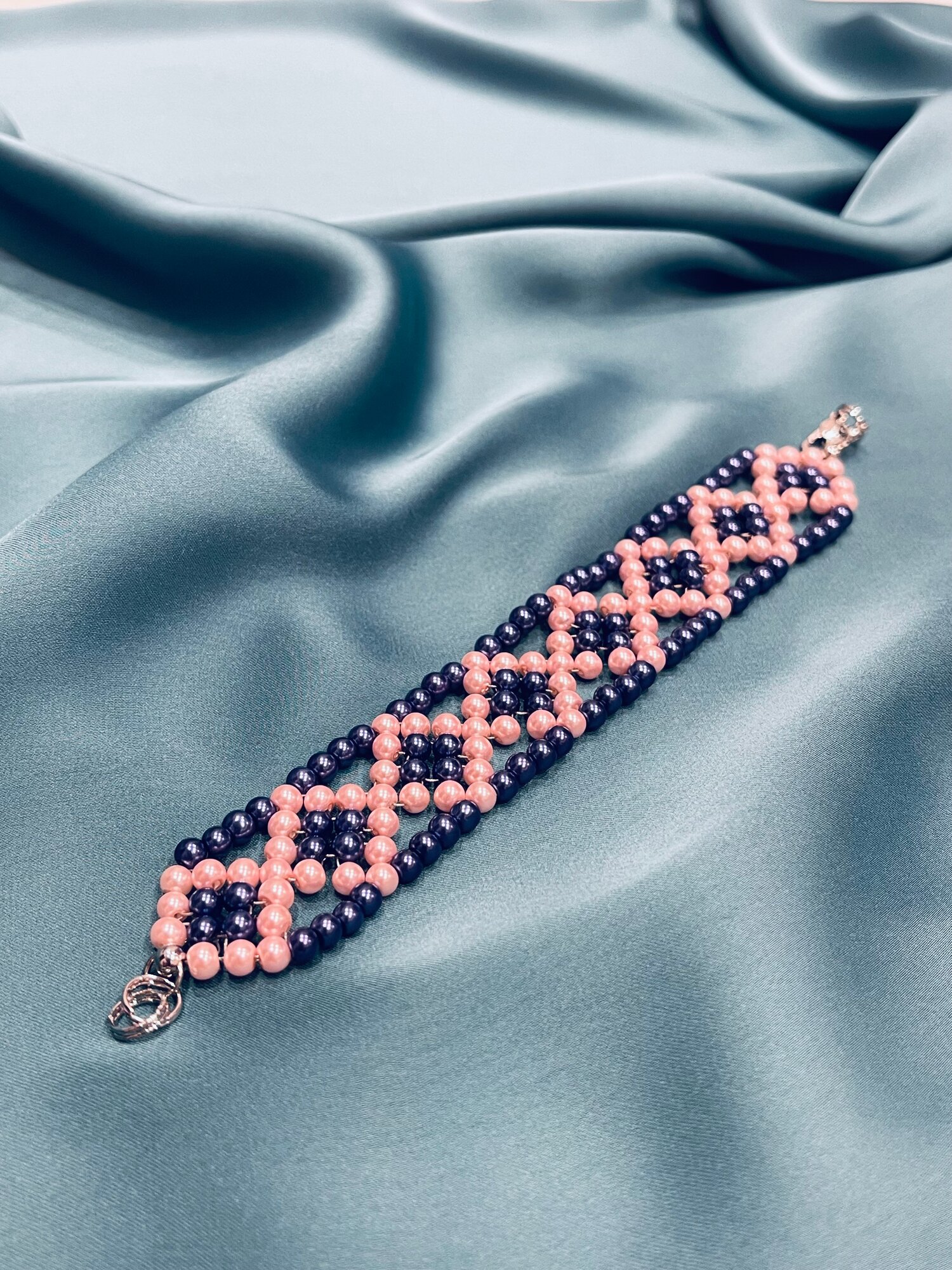 Плетеный браслет, жемчуг имитация