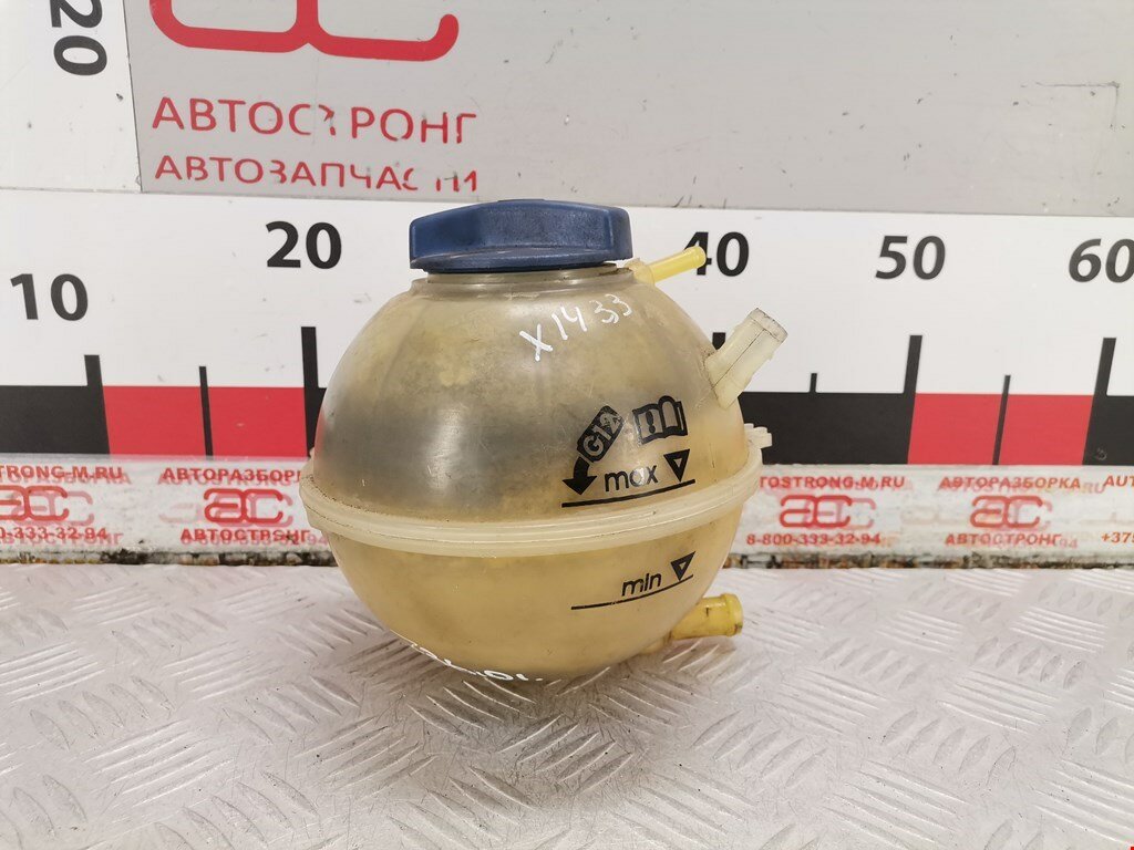 Бачок расширительный Volkswagen Golf 4 1J0121403B арт. 1054929
