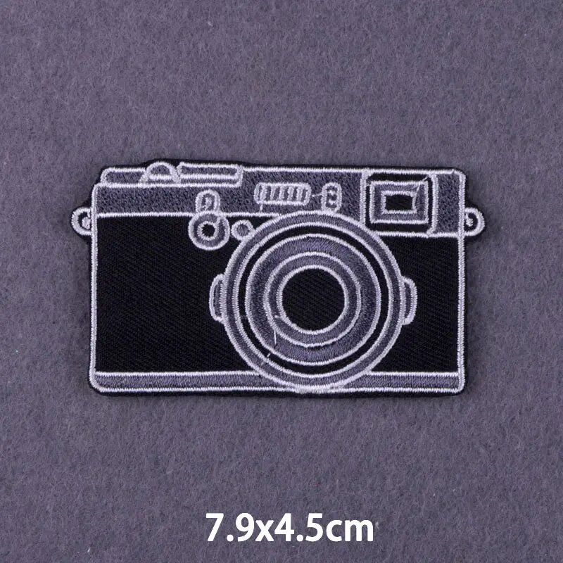 Нашивка вышитая фотоаппарат, 7.9x4.5 см, PE6357CT