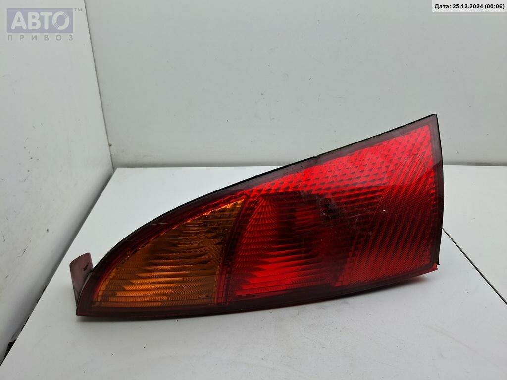 Фонарь задний левый Ford Focus 1 (1998-2005)